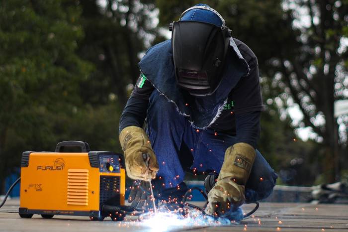 Colombia apuesta por el trabajo digno: las reformas que buscan cerrar ...
